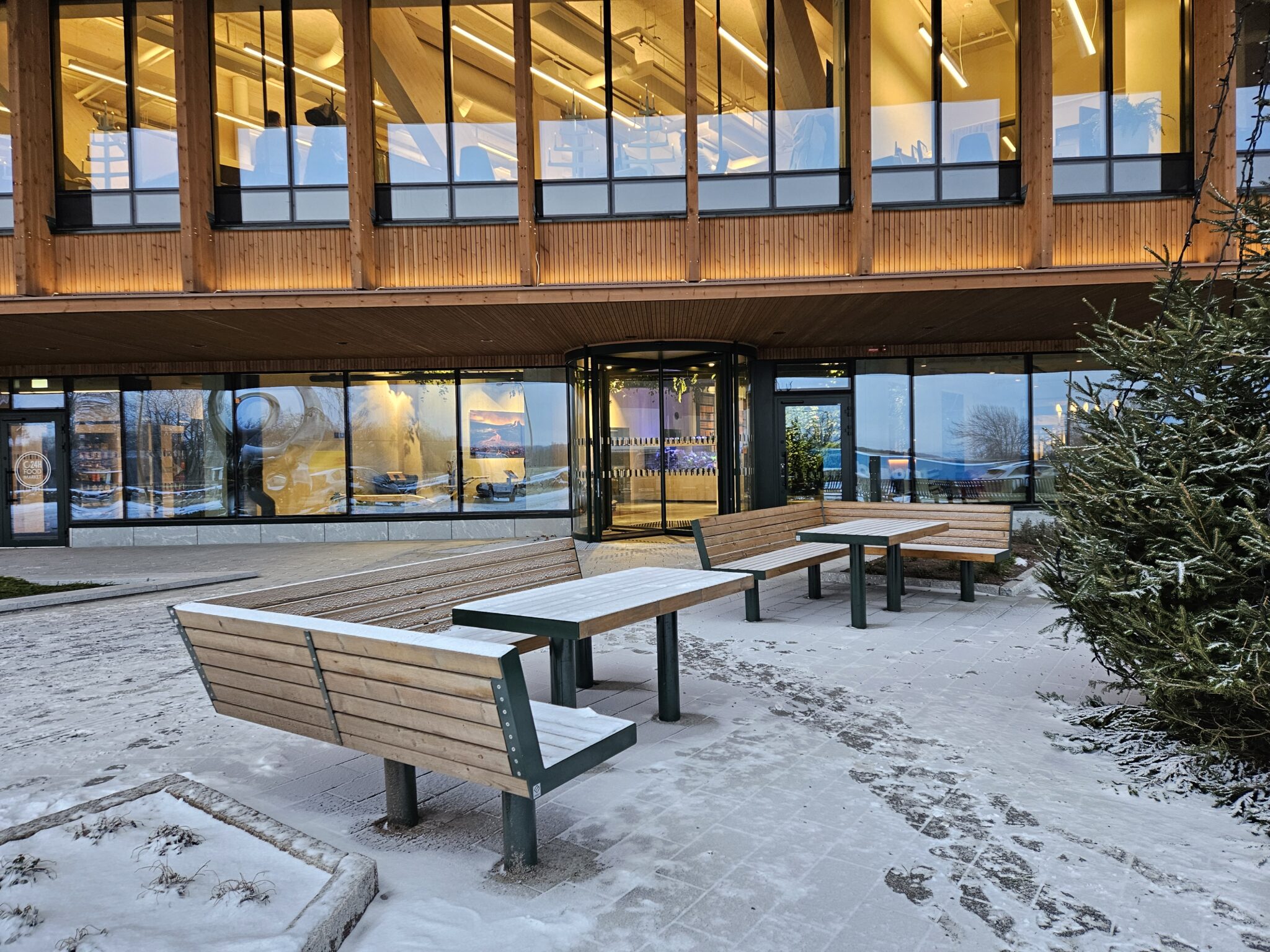 Projektanpassade Line-möbler - Blidsbergs